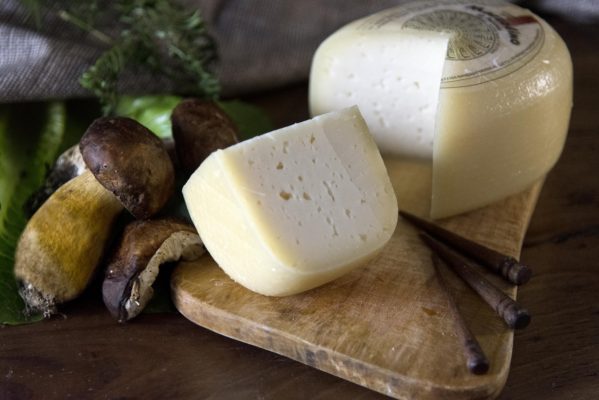 I migliori formaggi francesi - La Pecorella